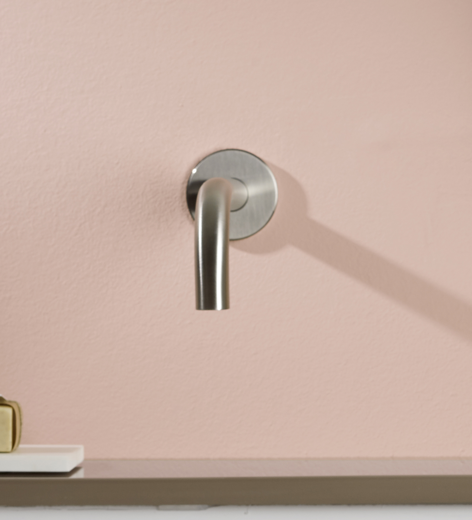 SYNTH | Bec à mur| 4018 - Mina Rubinetterie